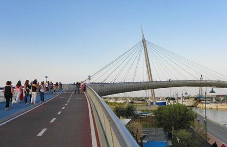 Ponte del Mare Brücke in Pescara